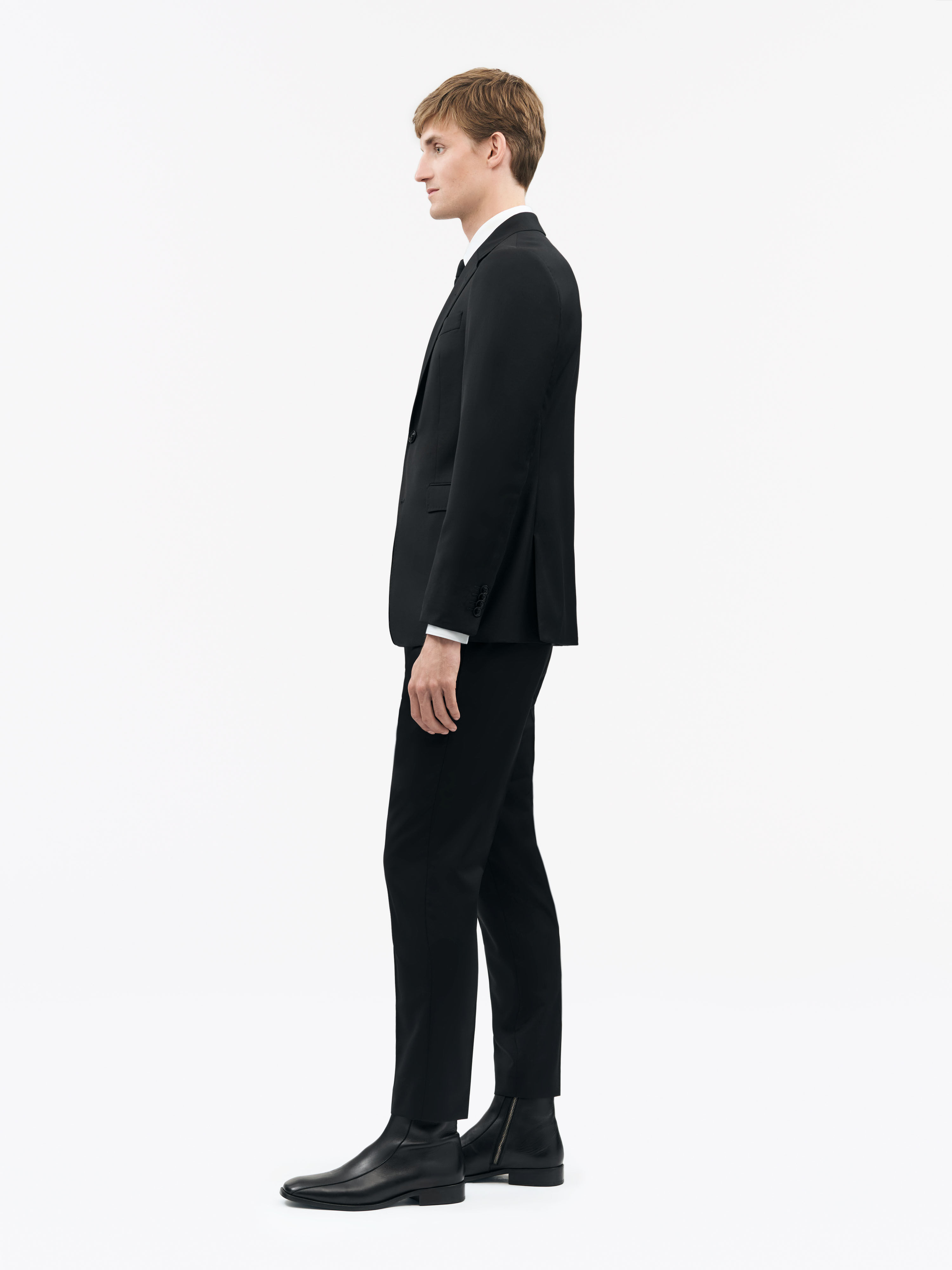 Justin Suit